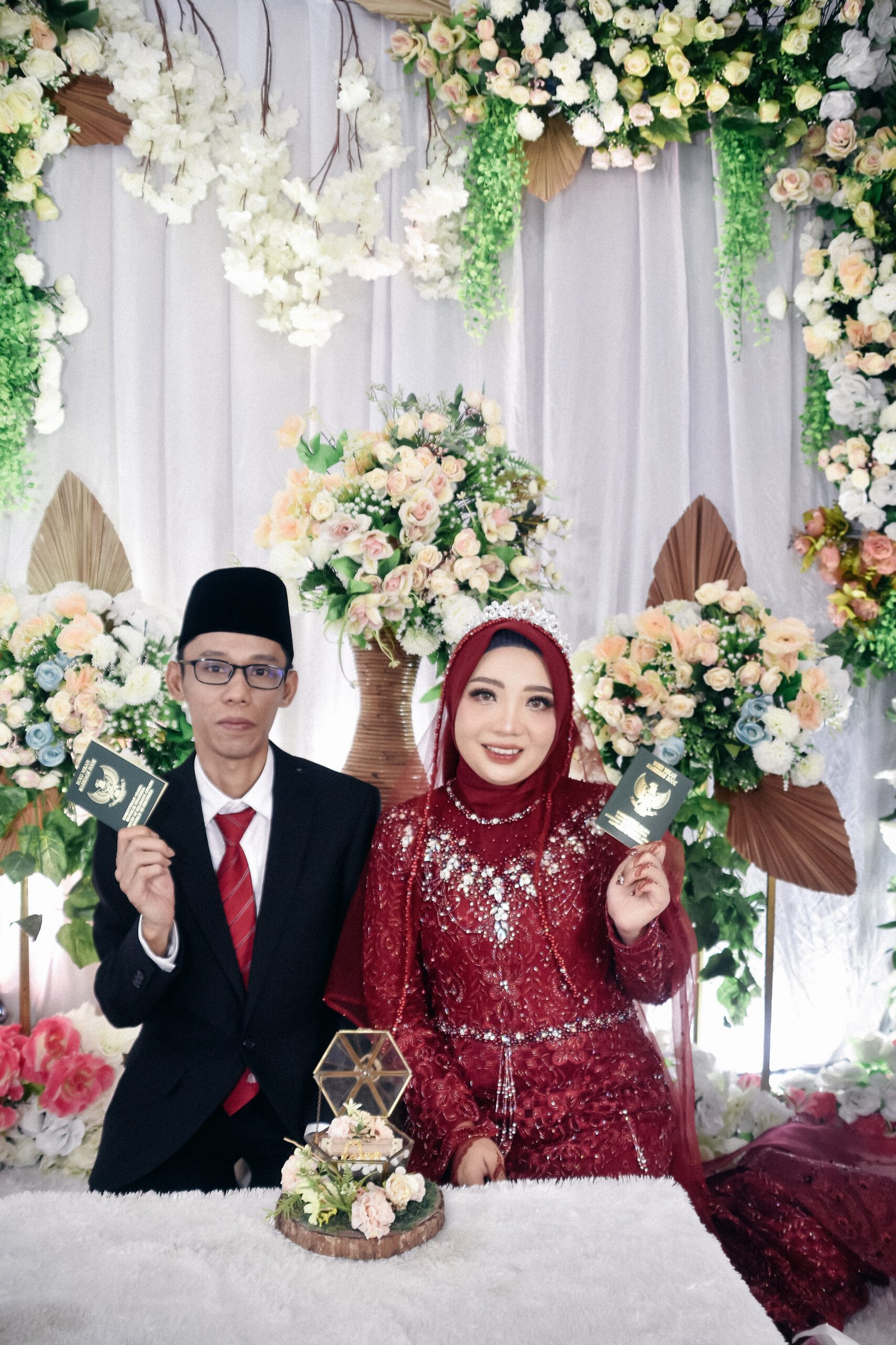 Wedding of Rozi-Donna - Queen Invitation