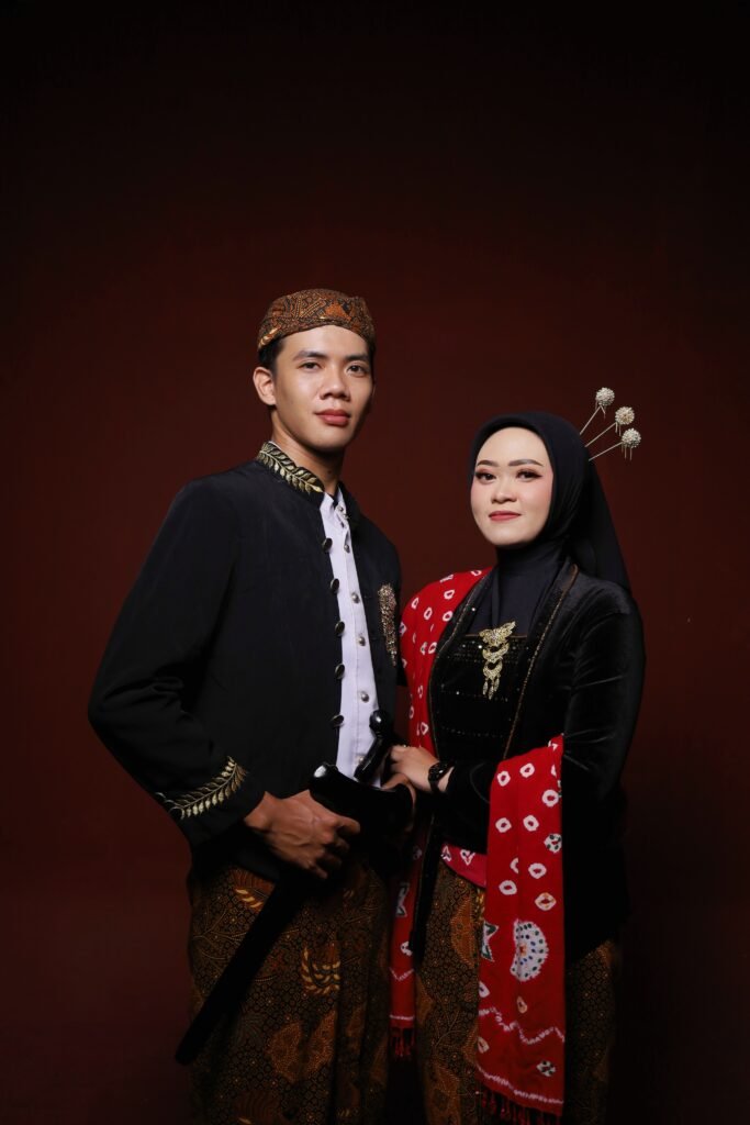 Wedding of Octa-Widy - Queen Invitation